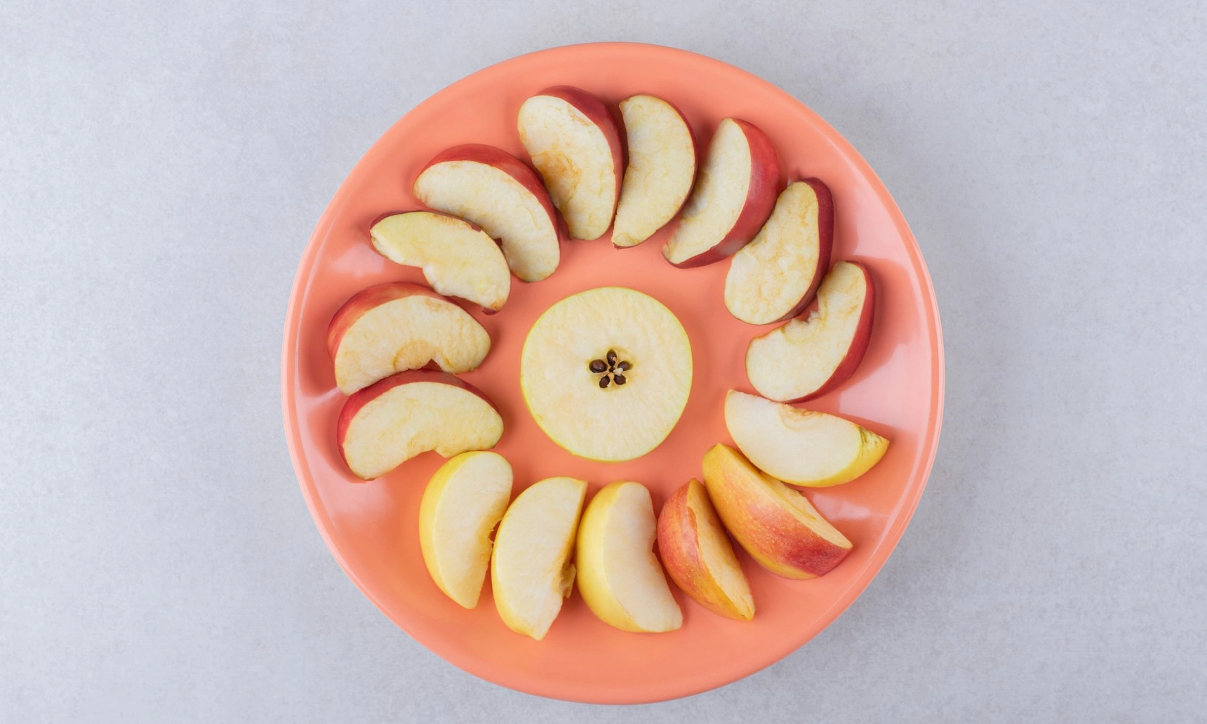 Apple Glycemic Index: Nutrition Facts, Weight Impact, and Blood Sugar ...