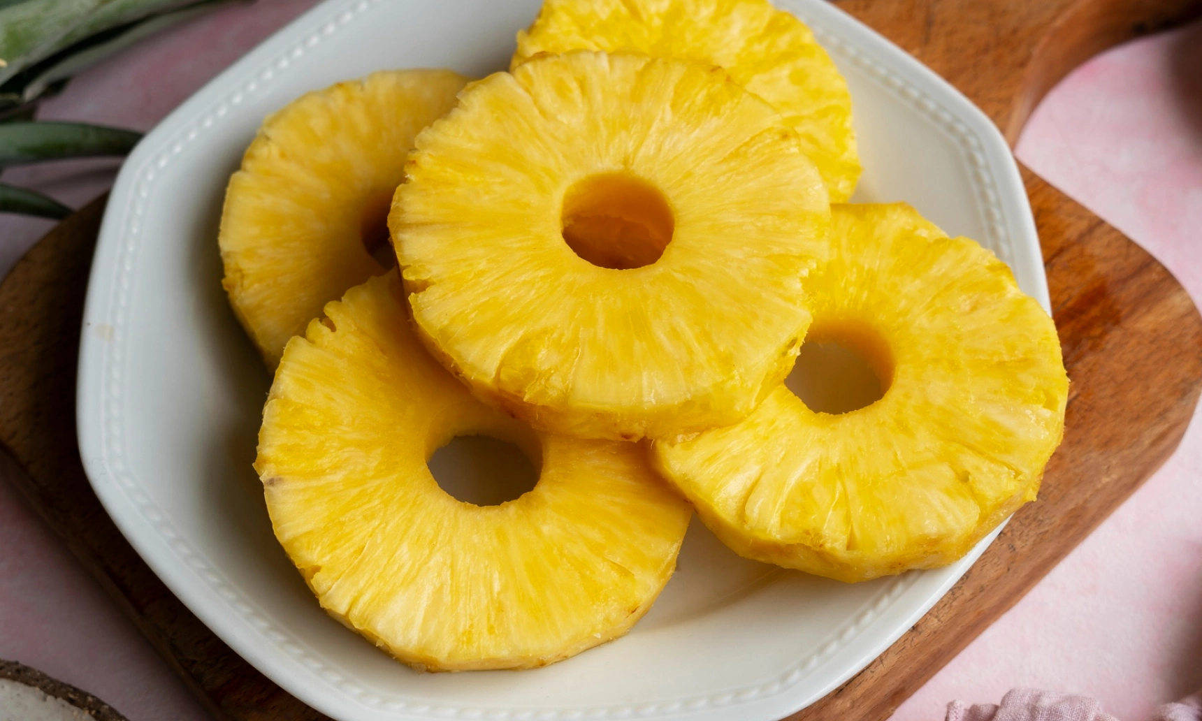 Pineapple Glycemic Index: Nutrition Facts, Weight Impact, and Blood ...